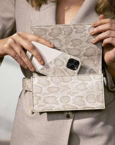 Atelier Case iPhone 13 Mini Pearl Python | Elgiganten