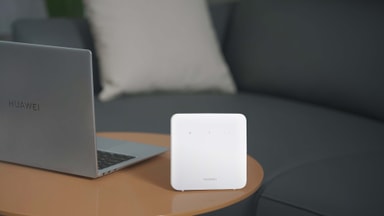 Huawei B320-323 4G LTE mobil bredbåndsrouter | Elgiganten | Elgiganten